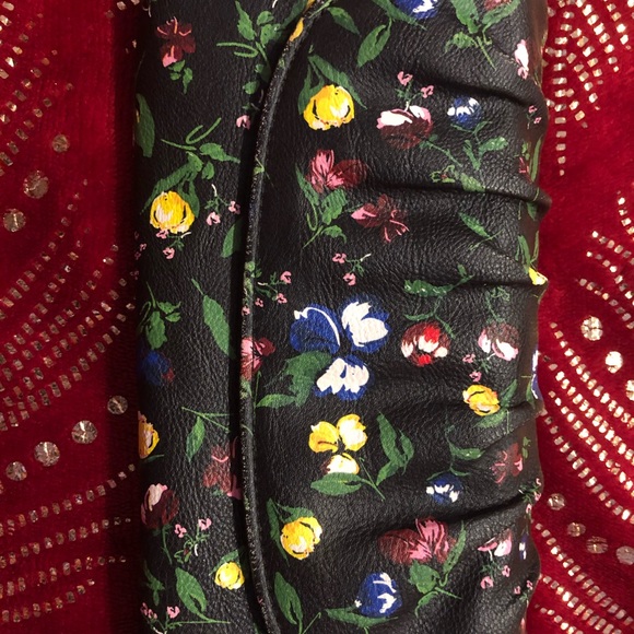 Bags | Guang Tong Black Floral Wallet | Poshmark